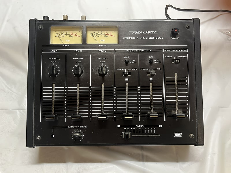 Realistic Realistic 32-1200C Stereo 5-Channel Mixer / Black | Reverb