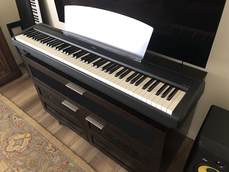 Yamaha P-85 Electric Piano 2012 - Black | Reverb