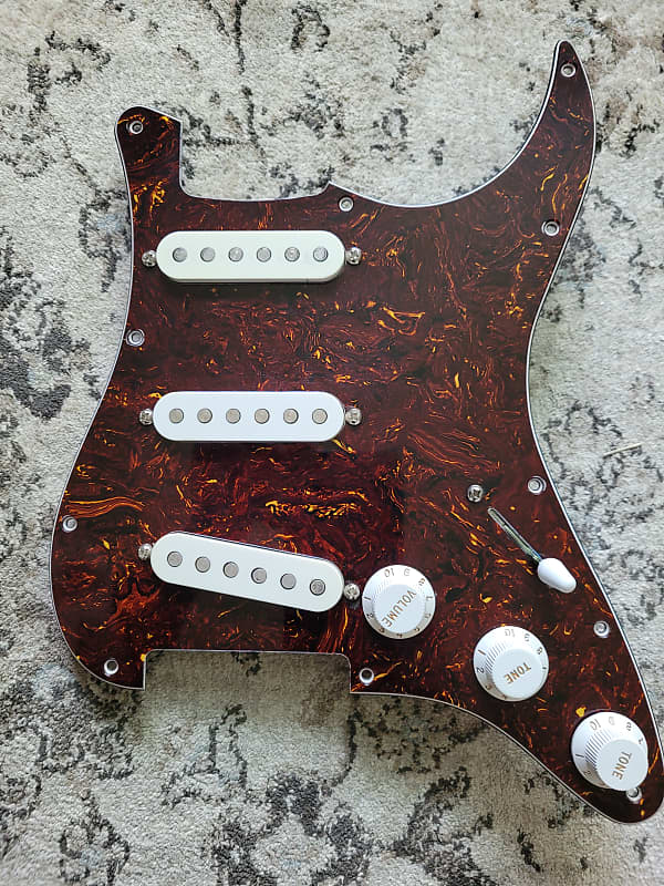 1992 Fender Japanese Standard Stratocaster Tortoise Shell | Reverb