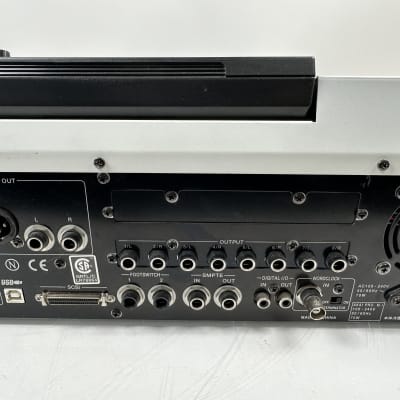 Akai MPC 4000 Music Production Center | Reverb