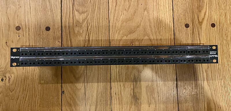 Signex Isopatch 96 pt Bantam Patchbay with Rear D Sub | Reverb