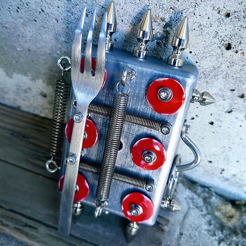 noise box/percussion/noise instrument/metal junk-BANEBAKO- | Reverb