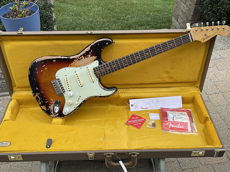Fender Mike McCready Signature STRAT: MINT! Just 7lb-7oz! | Reverb UK