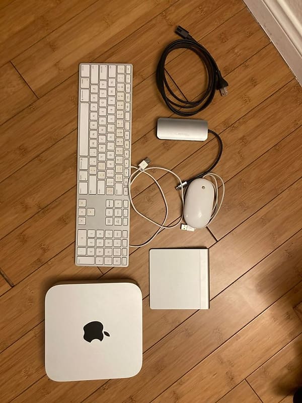 Apple Mac Mini M1 16Gb RAM 256 Gb SSD with Apple Accessories | Reverb