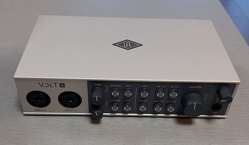 UNIVERSAL AUDIO Volt 4 Interfaccia Audio | Reverb