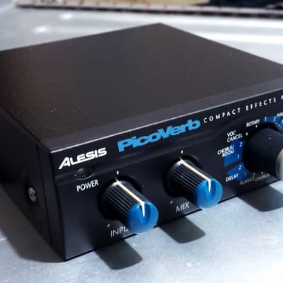 Alesis Picoverb compact multi effects unit - boxed | Reverb