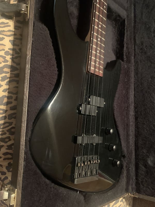 Guild Pilot Bass 1988 Black | Reverb