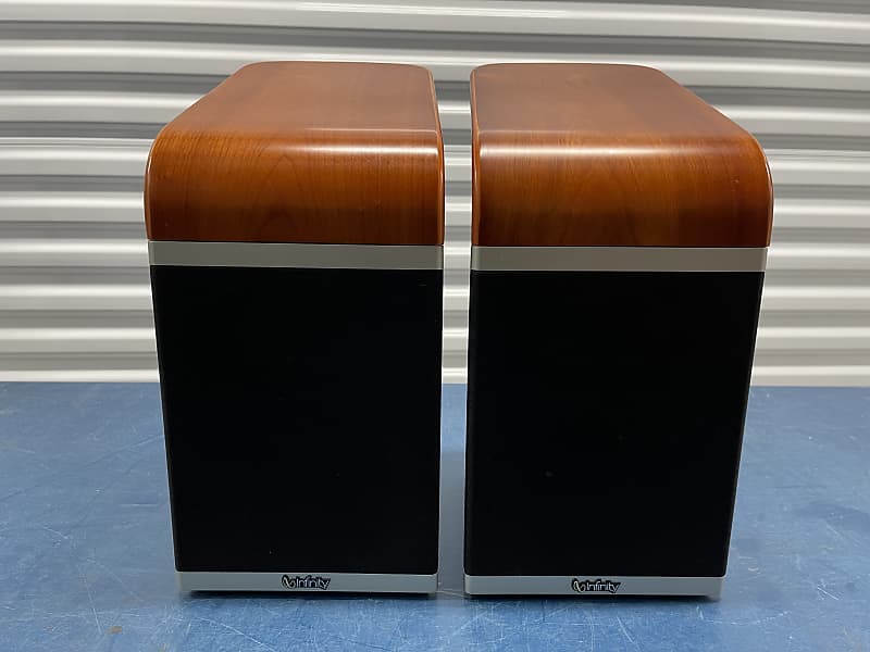 Infinity Classia C205 Two-Way Bookshelf Speakers | Reverb