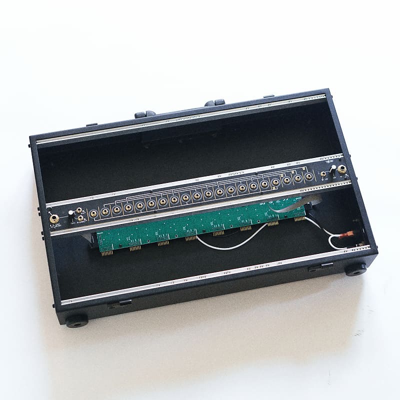 Make Noise 7U Steel CV Bus Case 208HP | Reverb