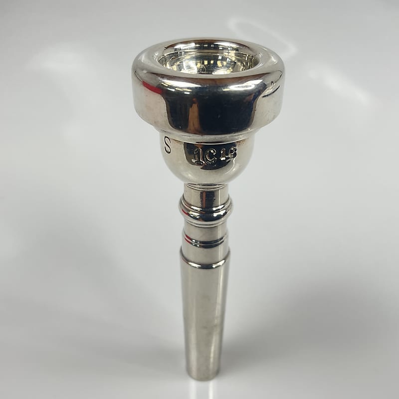 Used Bach Corp. Threaded 1C Trumpet [31733] | Reverb