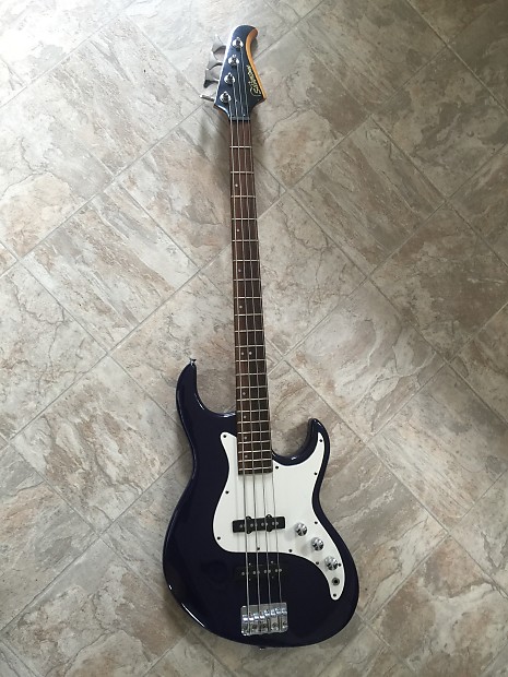 Silvertone Bass | Reverb
