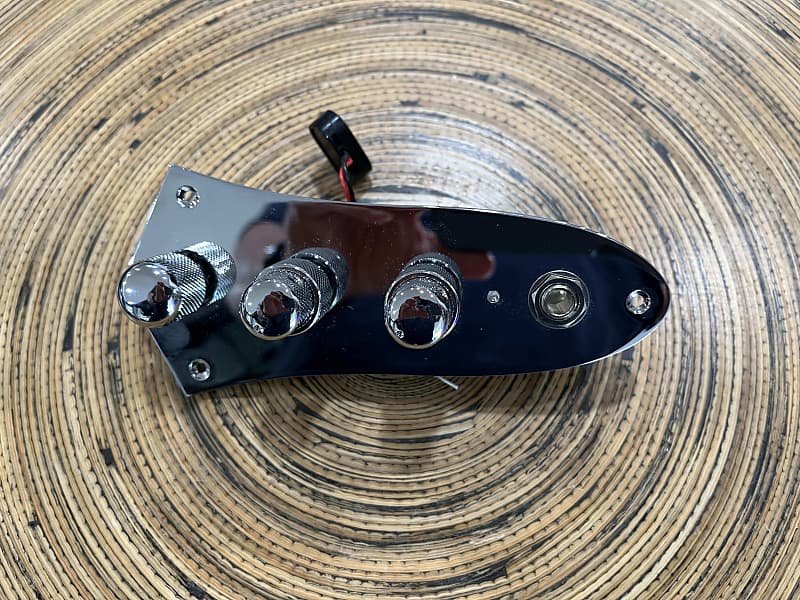 Audere Audio Jazz Bass onboard pre-amp 2024 - chrome | Reverb