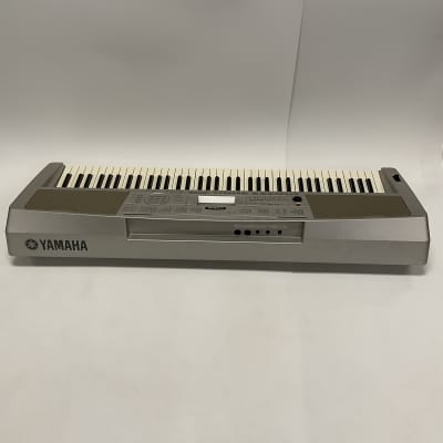 Yamaha DGX-300 Electronic Keyboard | Reverb