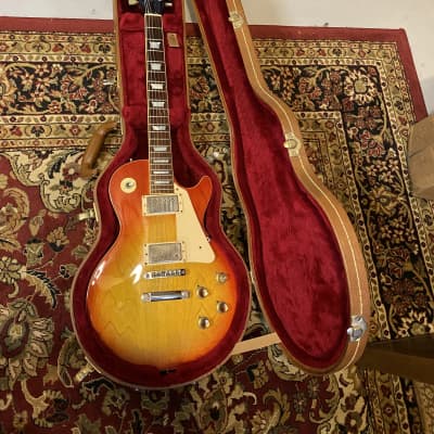 Aria Pro II Les Paul Style Lawsuit Guitar 1970's Sunburst | Reverb