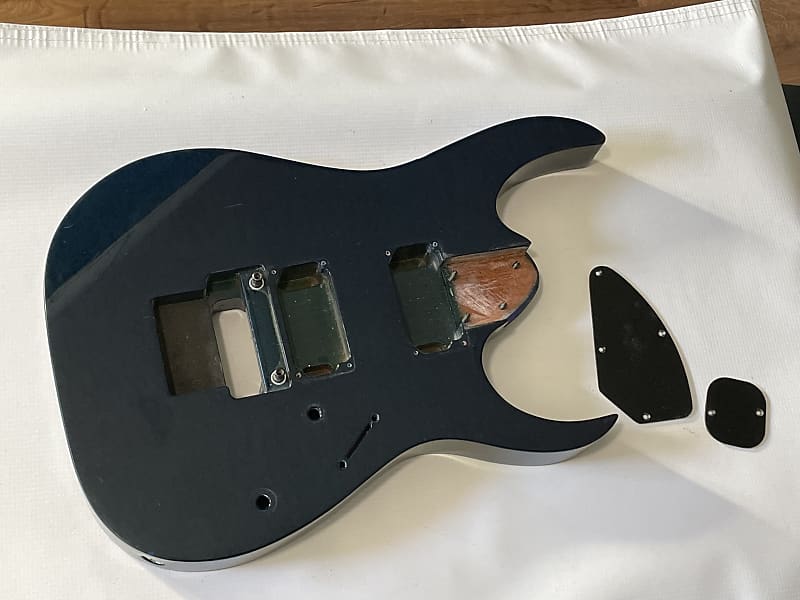 2001 Japan Fujigen Ibanez RG520QS Transparent Blue Guitar | Reverb