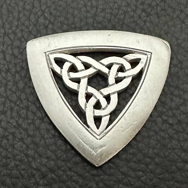 MJG Design. Sterling silver CELTIC KNOT guitar pick...8 Grams | Reverb