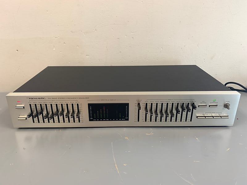 Realistic 31-2020 Graphic Equalizer & Spectrum Analyzer | Reverb