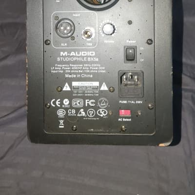 M-Audio BX5A Deluxe Active Studio Monitor | Reverb