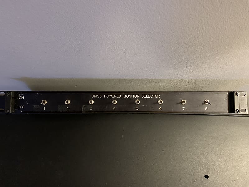 Yorkville 8 Channel Rack Mount Stereo Line Selector | Reverb Canada
