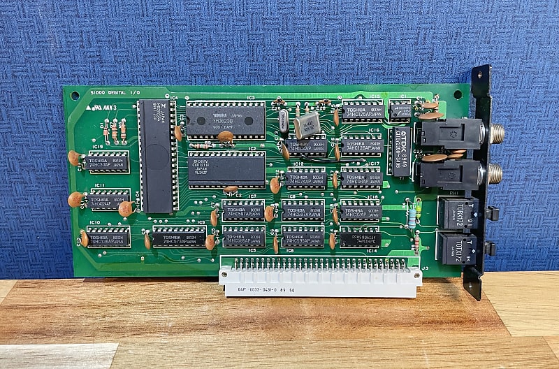 Akai S1000 / S1100 - DIGITAL IO AES EBU OPTICAL EXPANSION | Reverb