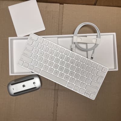Apple Apple Wireless Magic Keyboard 2 -MLA22LL/A withApple | Reverb