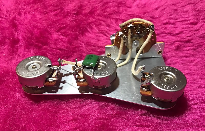 Project,1968 CTS 250K Split Shaft Pots, NOS Green Chicklet | Reverb