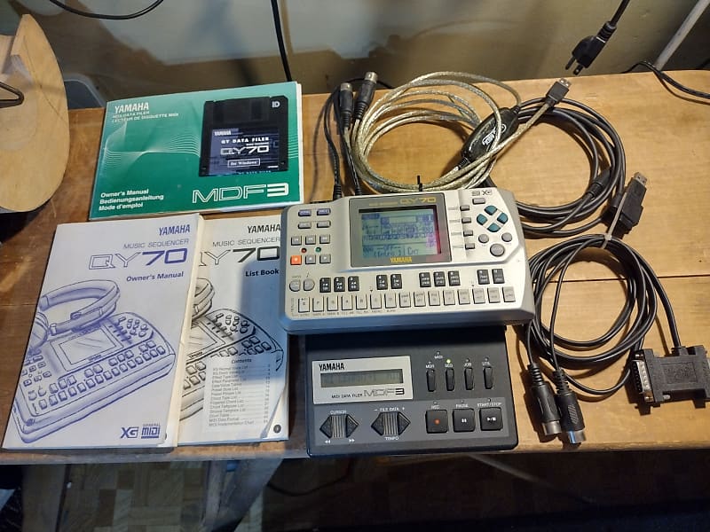 Yamaha QY70 Sequencer And Yamaha MDF3 Midi Data Filer Bundle | Reverb