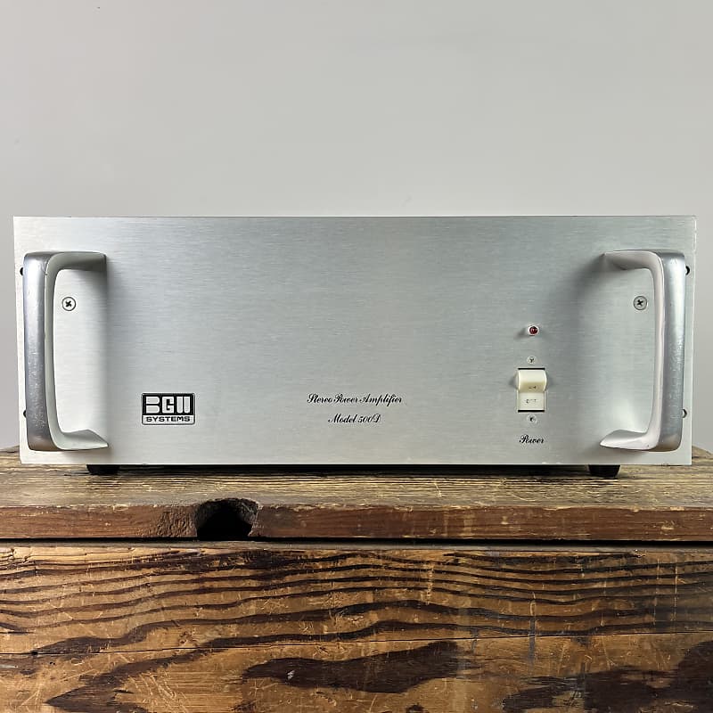 BGW Stereo Power Amplifier Model 500D | Reverb