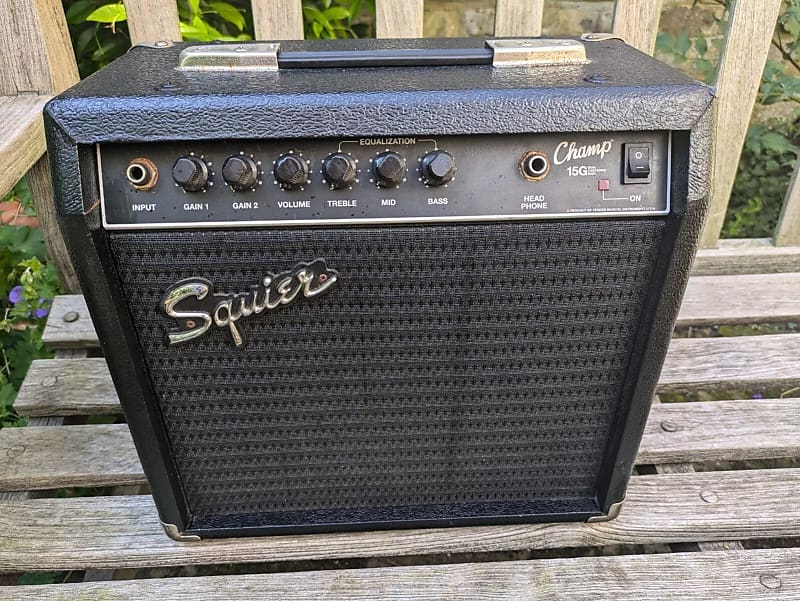 Squier Champ 15G - 15w Guitar Combo Amplifier | Reverb UK