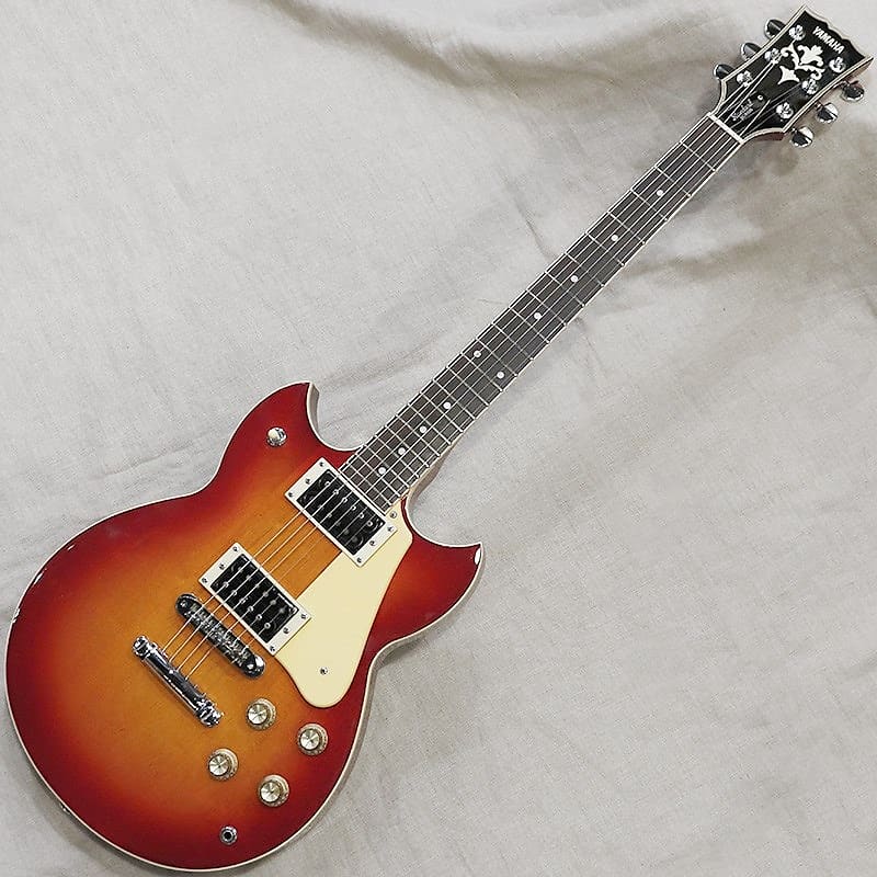 YAMAHA SG-800S '82 Red Sunburst | Reverb