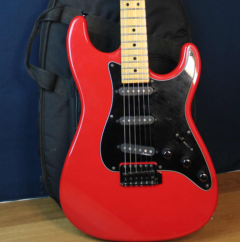VIDEO Charvel 1986 Model 1A MIJ - Red | Reverb