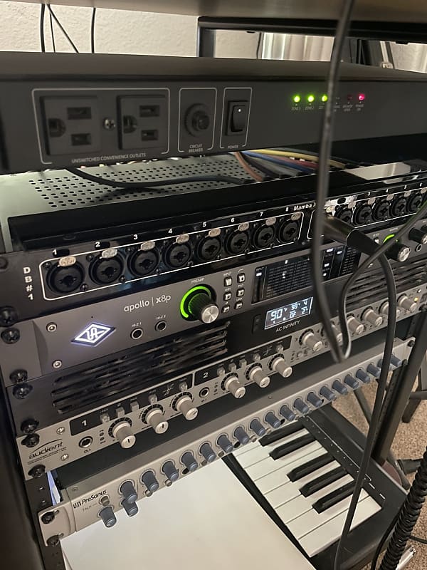 Mamba XDB 16 XLR to (2) DB25 Patch Bay | Reverb