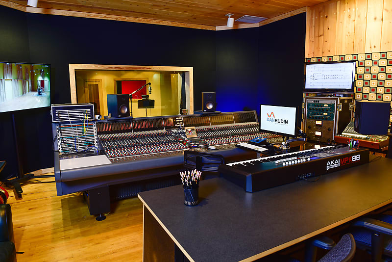 Neve V-Series Recording Console 1989 Neve Gray | Reverb