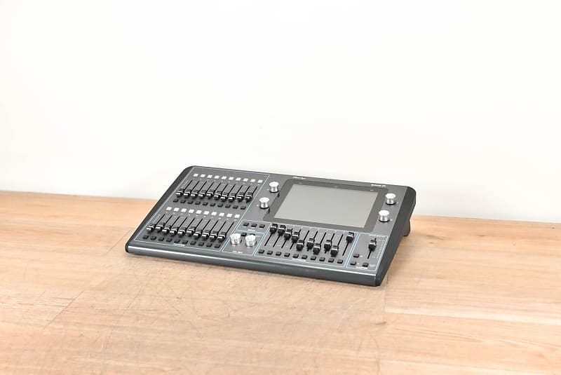 ChamSys QuickQ 20 Two-Universe Compact Lighting Control | Reverb