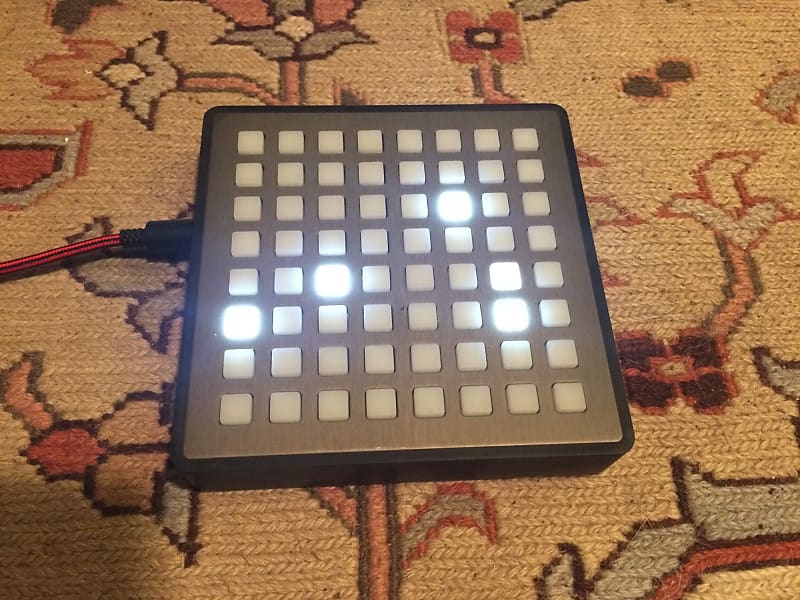 Monome Grayscale 64 | Reverb