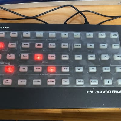 Icon Platform M+ DAW Controller with Icon Platform | Reverb Australia