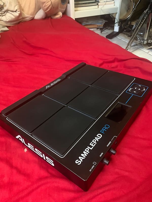 Alesis SamplePad Pro 8-Pad Percussion and Sample-Triggering | Reverb