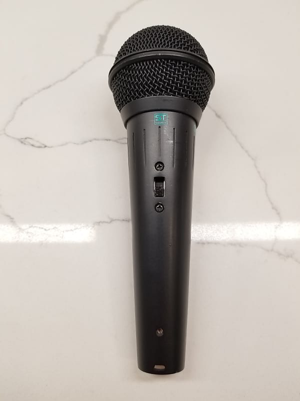 Soundtech Lightsnake STS-40 Dynamic Microphone | Reverb