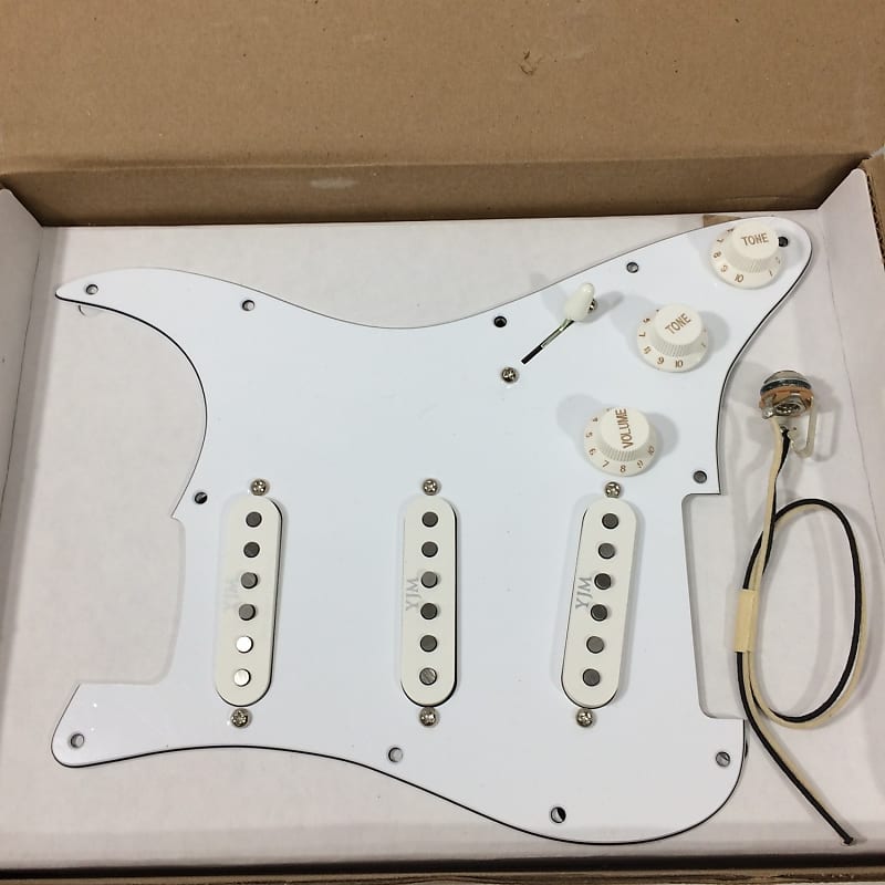 Seymour Duncan Malmsteen YJM FURY White Loaded/Prewired | Reverb