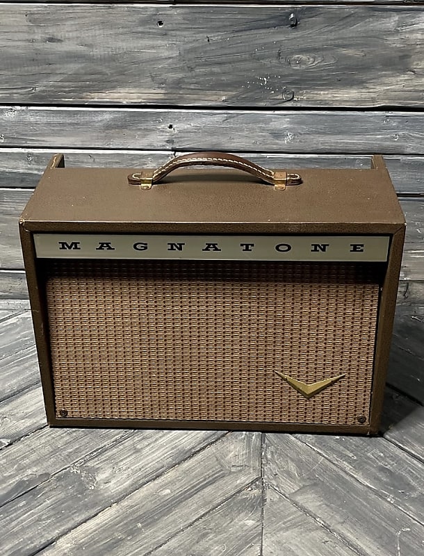1959 Magnatone 210 1X8 Amp | Custom 200 series | Reverb