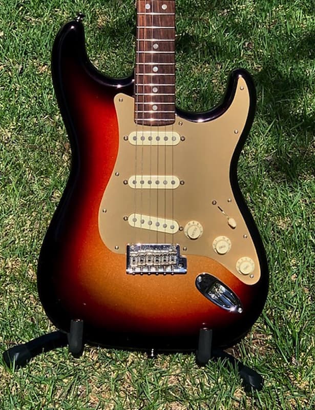 Fender Stratocaster FSR | Reverb