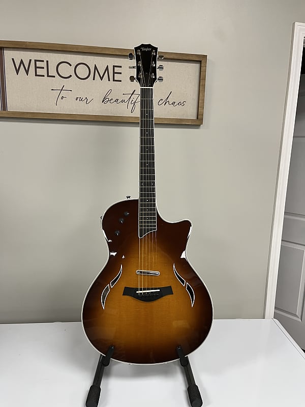 Taylor T5s acoustic electric guitar Sunburst | Reverb