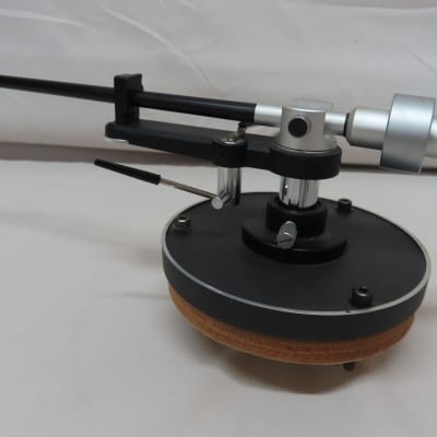 Vintage ADC LMF-2 Carbon Fiber Precision Straight Turntable | Reverb