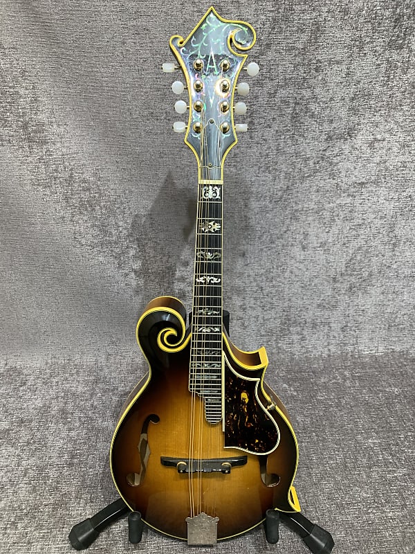 Alvarez A-800 F-style Mandolin 1975 Sunburst | Reverb