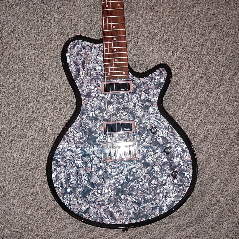 Godin Radiator années 1990 | Reverb