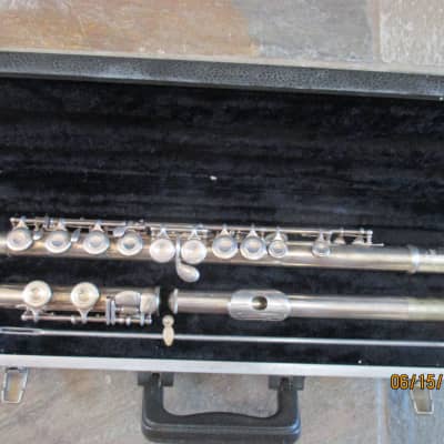 Selmer Bundy brand flute with case | Reverb