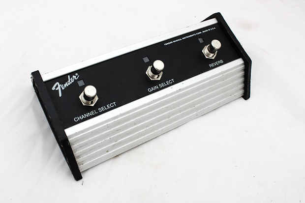 Vintage Fender 3 button amp footswitch - channel / gain / | Reverb