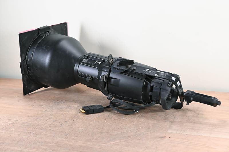 ETC Source Four 750 10 Degree Ellipsoidal Light CG01BVV | Reverb