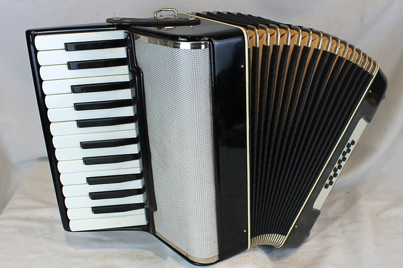7151 - Black German Baby Piano Accordion LM 25 12 | Reverb