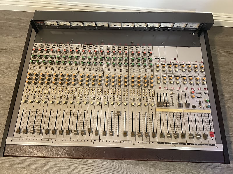 TASCAM M-520 16-Channel Analog Recording/Mixer | Reverb